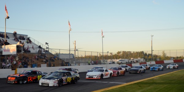 Full Night of Oval Racing at EIR with NASCAR Super Stocks, Thunder Cars ...