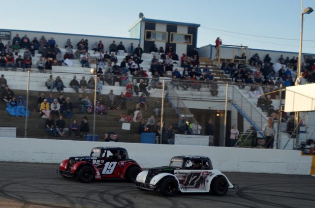 It was another great day of Oval racing at EIR with Super Late Models ...