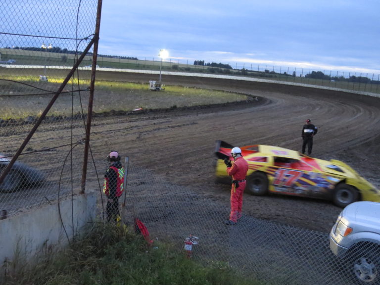 Dirt Oval Racing at Central Alberta Raceways
