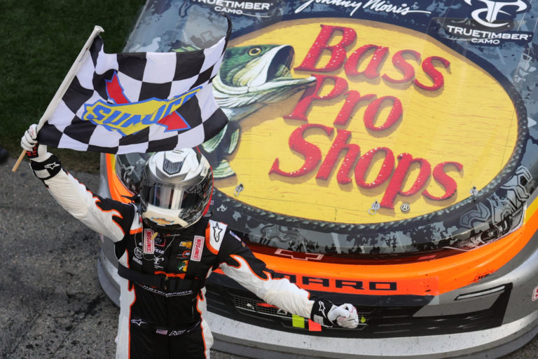 Noah Gragson won his 1st NASCAR Xfinity Series win in the 39th Annual ...