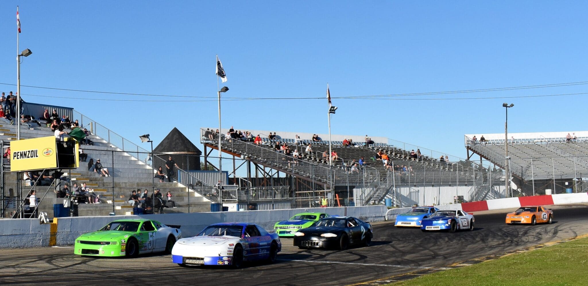 Exciting Oval Racing at Edmonton International Raceway for 2021
