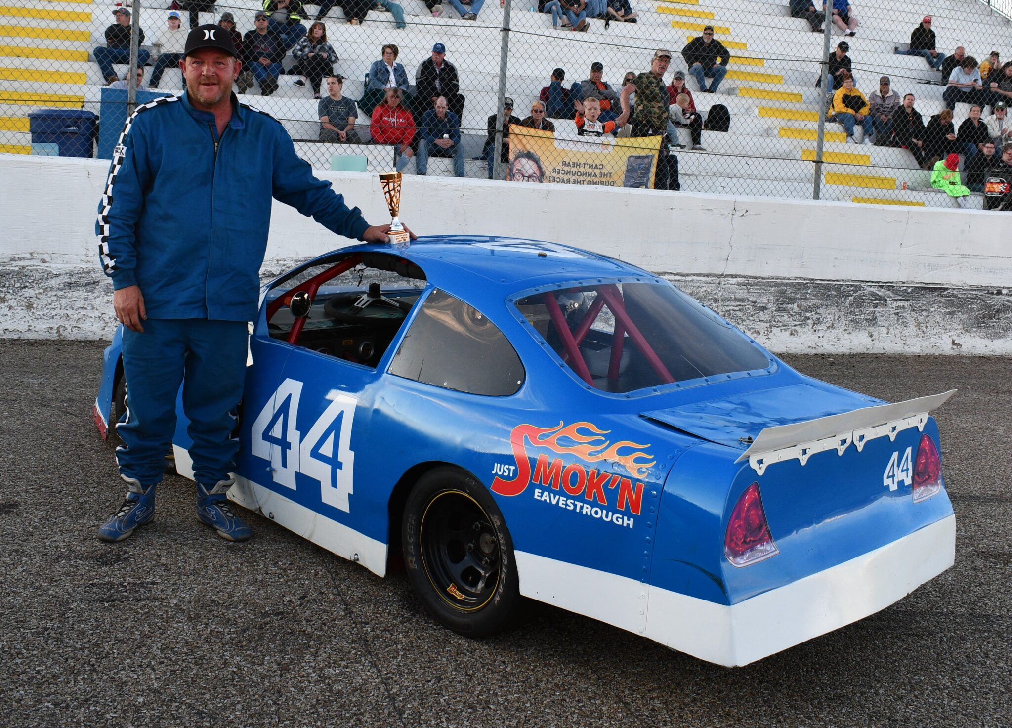 Dale Edwards won the Baby Grands Feature Race with their return to EIR